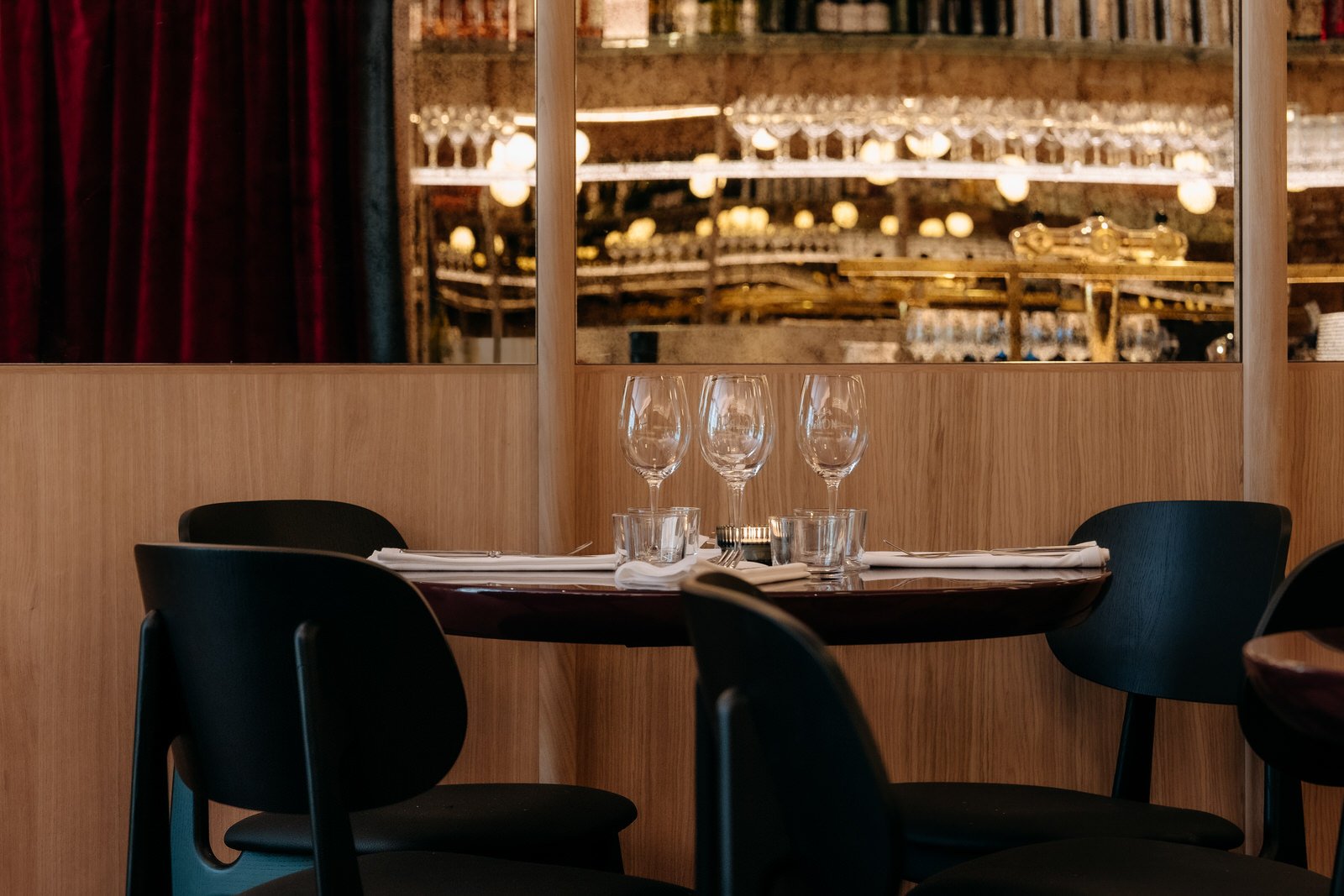 petit caron – Dam & Partners